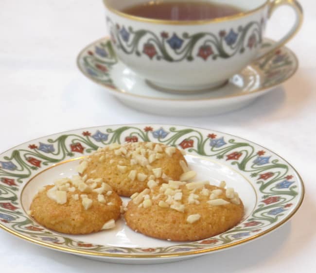 Gluten-free, Sugar-free Almond Cookies - Mother Would Know