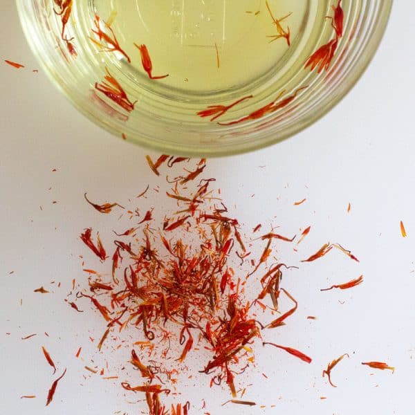 How to Identify Real Saffron & Avoid Fake Saffron - Mother Would Know